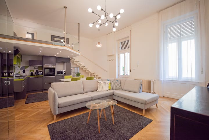 Cozy And Style In The Central - Budapest