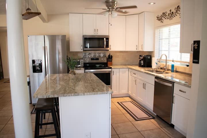 Historic Home Near Beaches, Downtown, & Golf - Fort Myers, FL