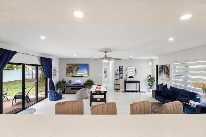 Brand New Beautiful Cozy Home! Hard Rock Stadium - Miami Gardens, FL