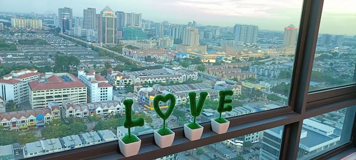 Sunway City 2-6 Pax Free 2 Parking Cozy Condo - Subang Jaya