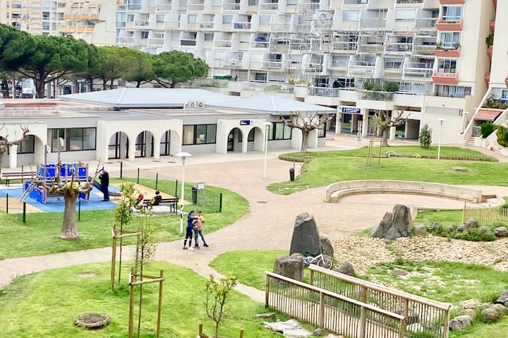 Carnon, P2  Parking à 2 Min Du Port - Le Maritime - Carnon