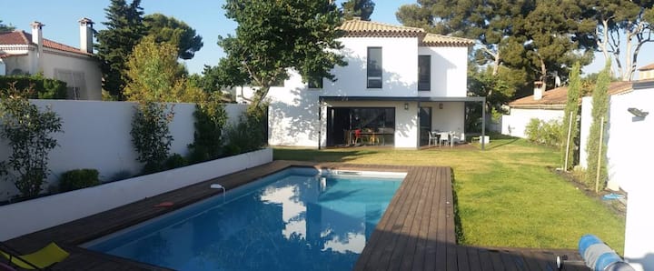Jolie Villa Au Calme Avec Piscine - Marsiglia