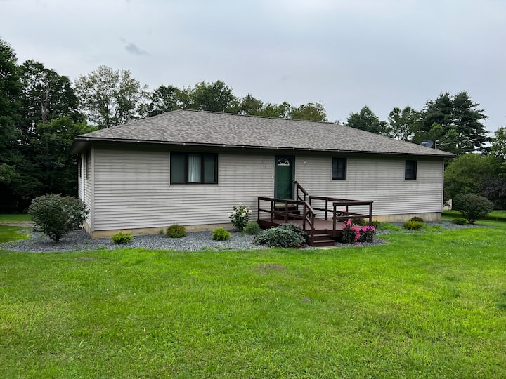 House 205: 6 Minutes To All-star Village! - Gilbert Lake State Park, Laurens
