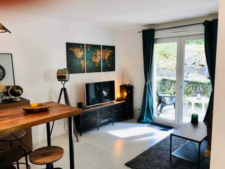 Appartement Rdc Avec Terrasse Et Place De Parking - Saint-Martin-Boulogne
