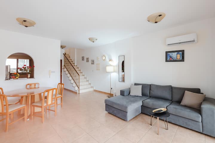 Two Story Maisonette With Direct Access To Pool - Paphos