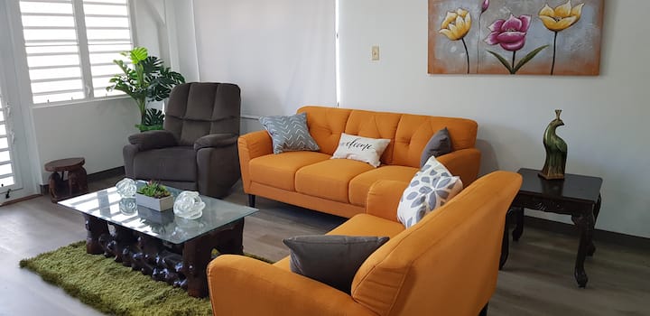 Palmas Seaview 1-bedroom Vacation Villa - Barceloneta