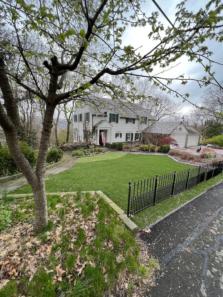 Walk To Cornell Graduation (18 Minutes) - Ithaca, NY