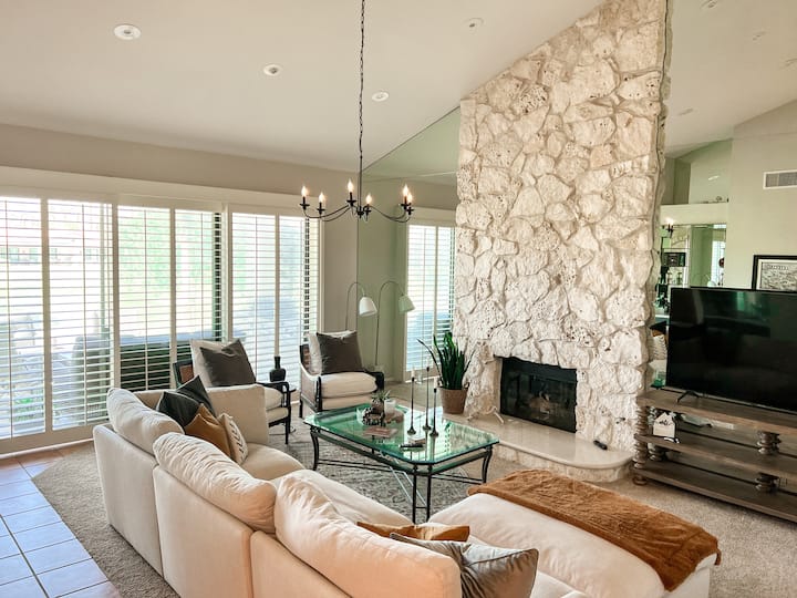 Spacious 3 Bedroom, Amazing View In Palm Valley Cc - Palm Desert, CA