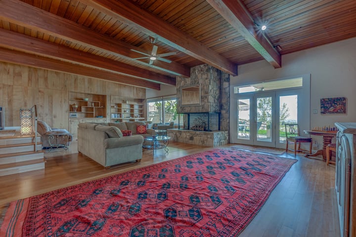 Spacious Bohemian Canyon Home With Views - Reno, NV