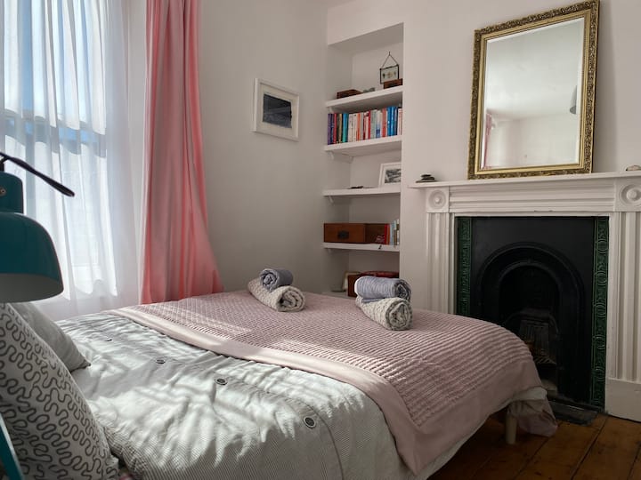 Sunny Penzance Room - 彭贊斯