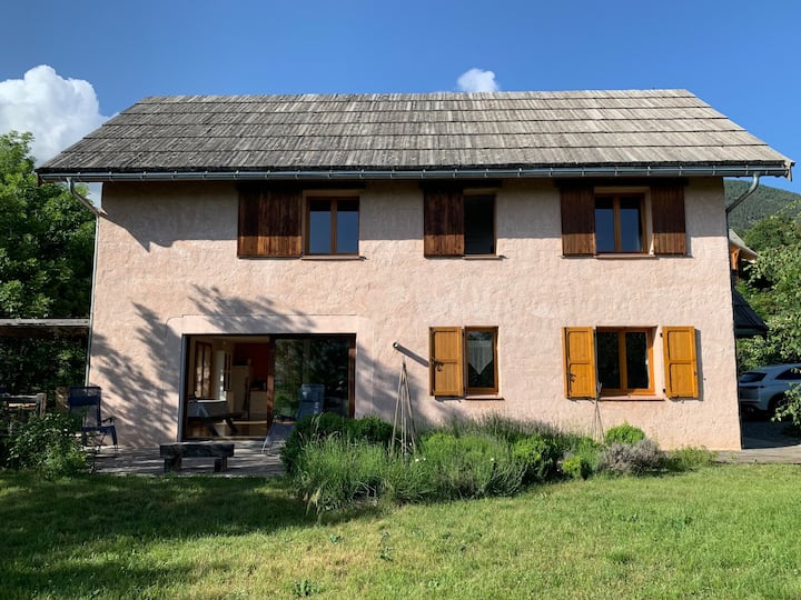 Maison Pour Familles Et Groupes - Embrun