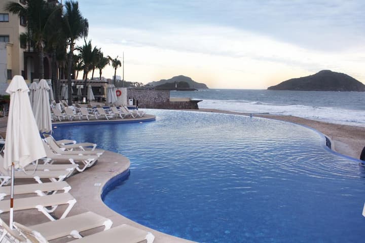 1706 Hotel Park Royal Pie De Playa Marina Mazatlán - Mazatlán