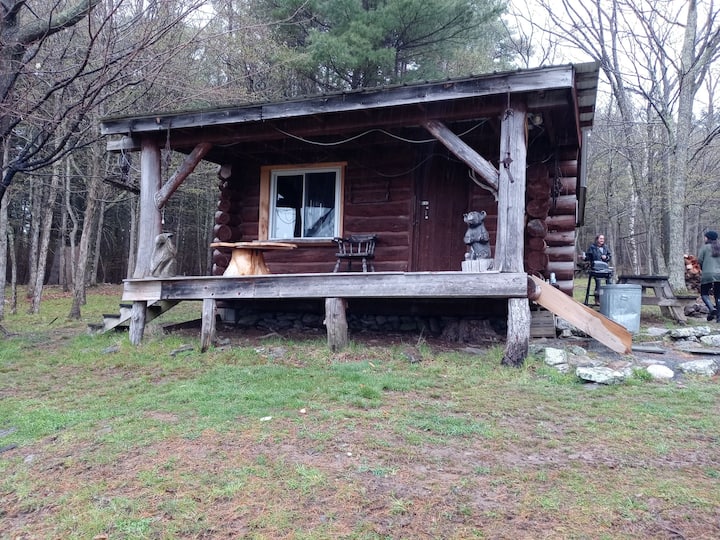Rustic Cabin And Horseback Riding - Grafton Lakes State Park, Grafton