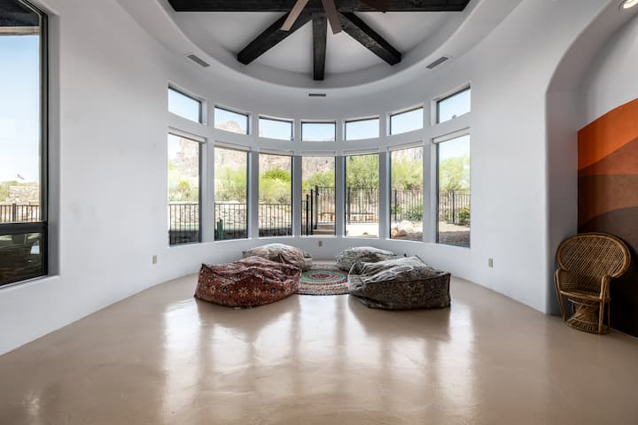 Luxury Retreat Home In The Superstition Mountains