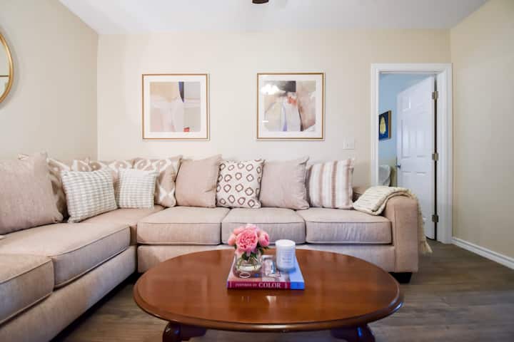Cozy Gem In Lower Valley El Paso! - El Paso, TX