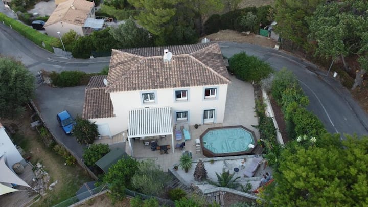 Superbe Villa Familiale Avec Piscine - Hyères
