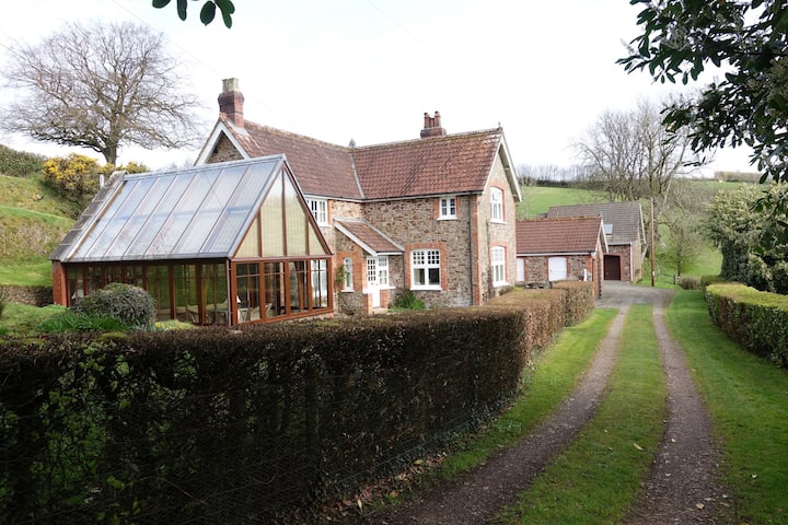 Spacious, Comfortable Cottage In Idyllic Setting. - Porlock