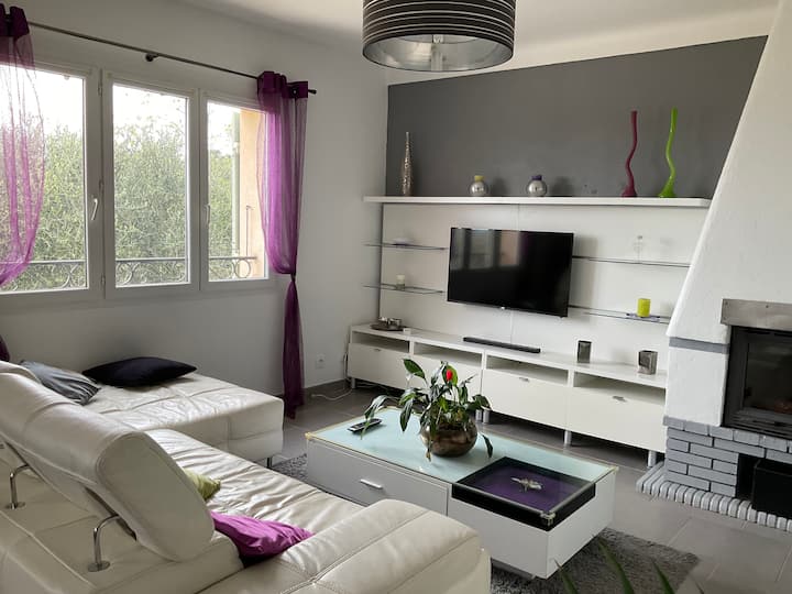 3 Pièces 
Haut De Villa à Valbonne - Opio