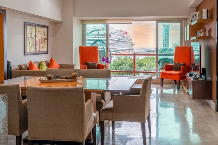 "Enjoy Ocean View And The Best Sunsets" - Puerto Vallarta