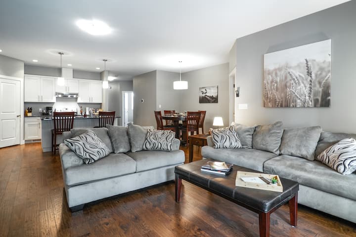 Peaceful Haven On The Cul-de-sac With Firetable! - Campbell River