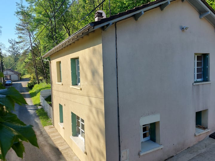 Gîte 4 Personnes Au Cœur Du Périgord Vert - Nontron