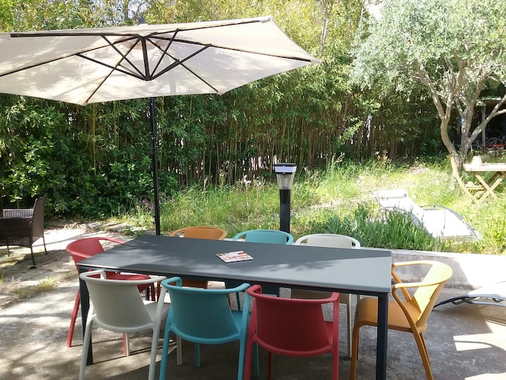 Maison Dans Un Ecrin De Verdure - Hyères