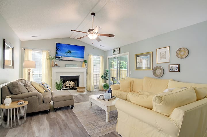 Charming 3 Bedroom Home In North Charleston - North Charleston, SC