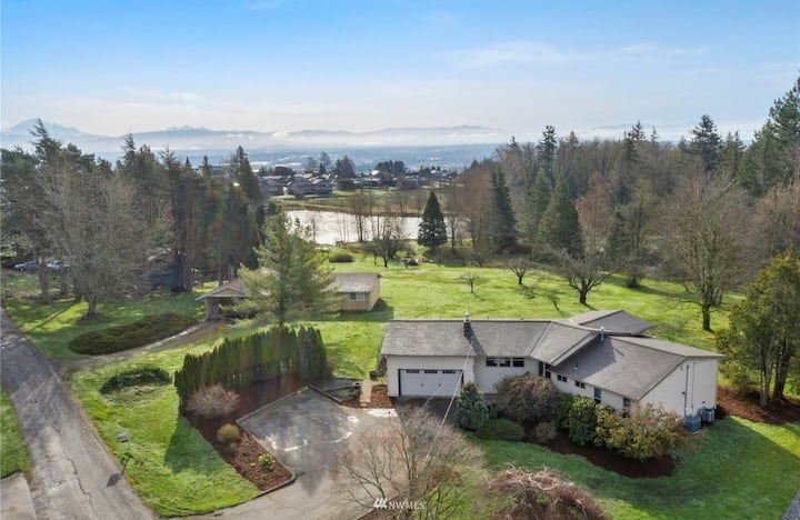 Cheerful 3- Bedroom Villa With Breathtaking Views - Ferndale, WA