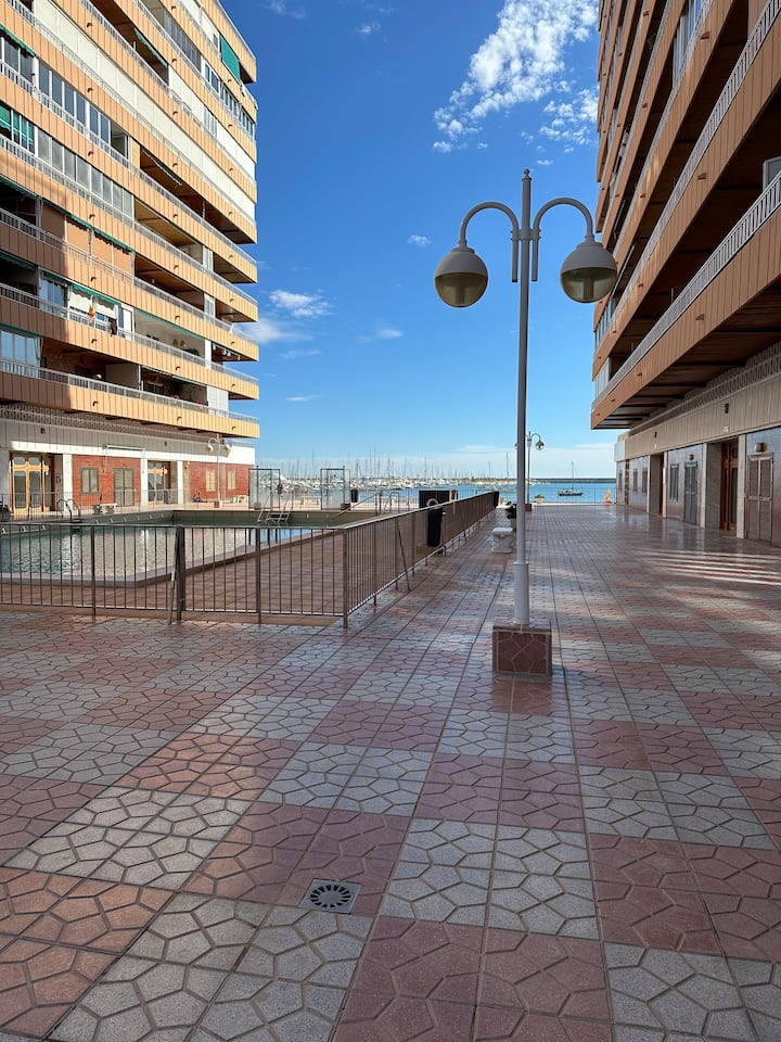 Strandlägenhet I Torrevieja - Torrevieja