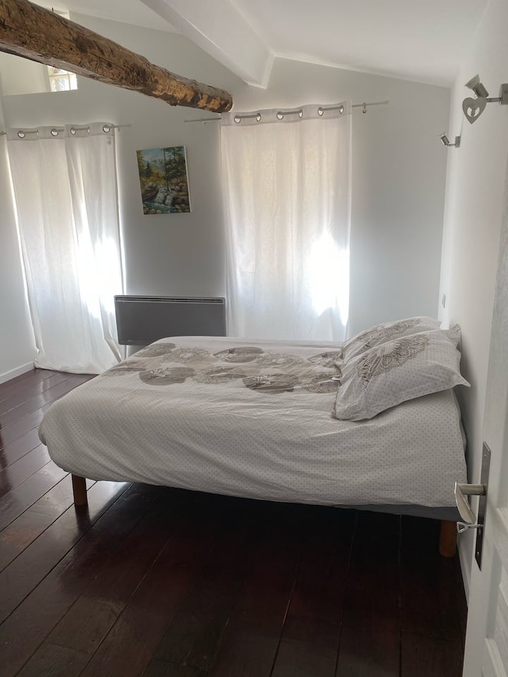 Maison De Village Typique Renovèe Moderne - Balogna