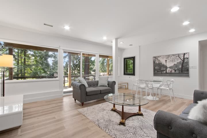 Cozy 2bd Guest Suite In North Van! - Grouse Mountain
