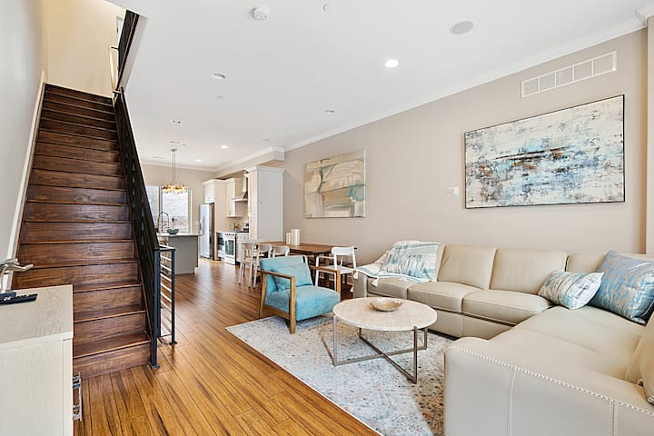 Chef's Kitchen & Primary Suite-free Parking - Philadelphia, PA