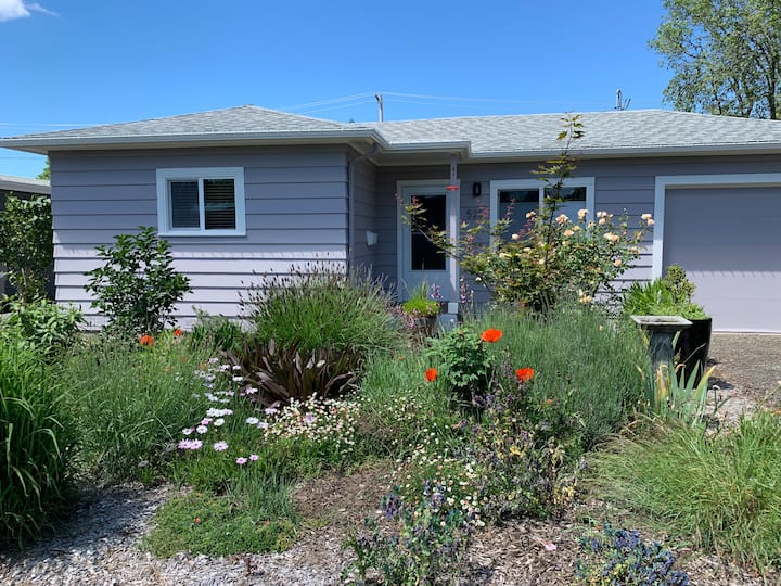Hyacinth House: Cute & Cozy 2-bedroom In Se Eugene - Eugene, OR