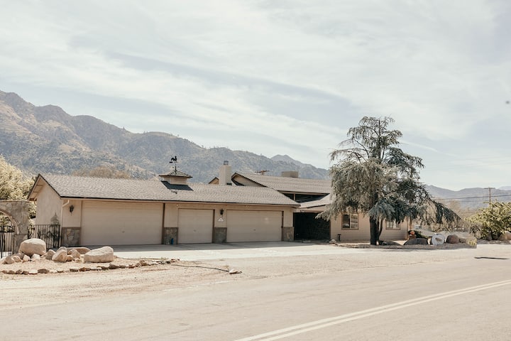 Spacious Home, Indoor Fun, Ev Charger - Kernville, CA