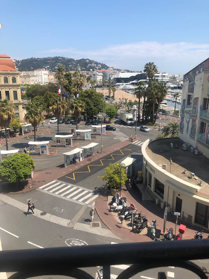 Charmant Studio Au Centre De Cannes Dans Le Suquet - Cannes