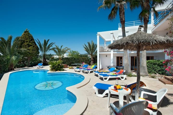 Hortet, Central Located Villa For 8 Persons - Cala d'Or