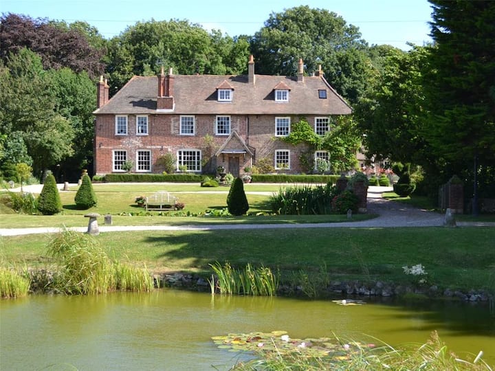 Solton Manor - Idyllic Country Estate - Deal