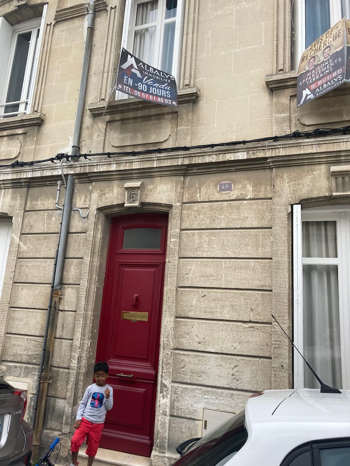 Chaleureuse Maison De Ville Avec Piscine - Saint-Émilion