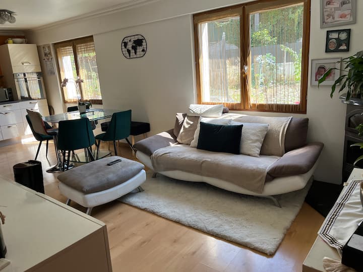 Chez Taty - ibis Styles Annecy Centre Gare