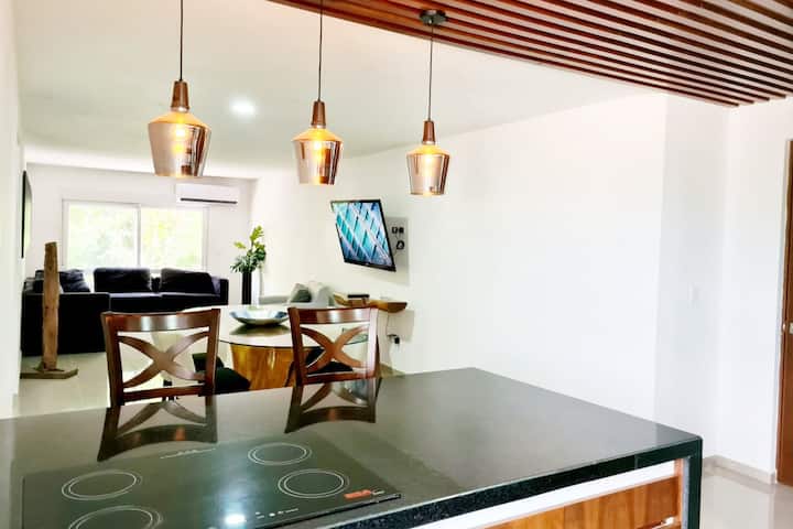 Deluxe Family & Friends Condo C/alberca En Roof - Playa del Carmen