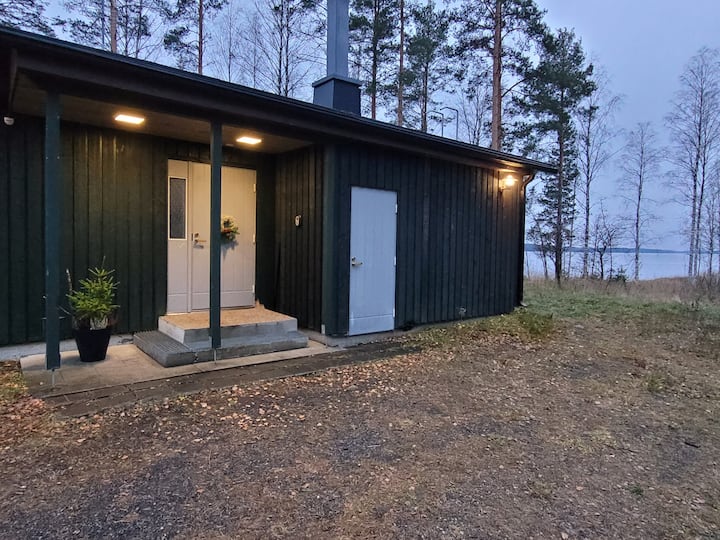 Lastun Paikat Mökki & Iso Sauna Järven Rannalla - Kitee