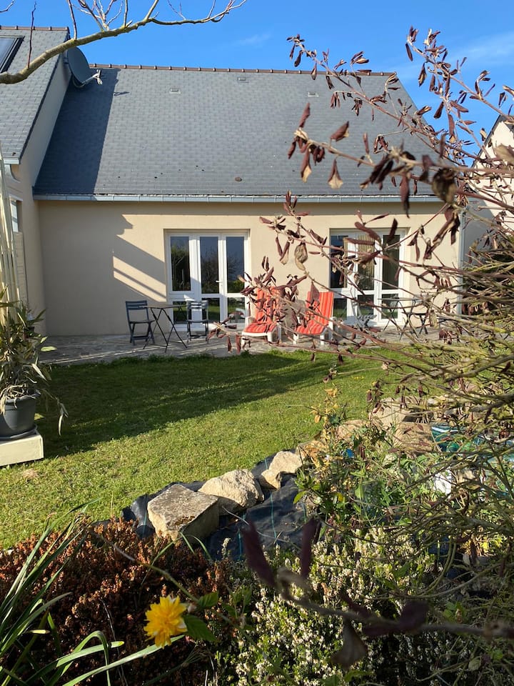 Dans Une Maison Familiale à 5 Min De La Plage - Granville