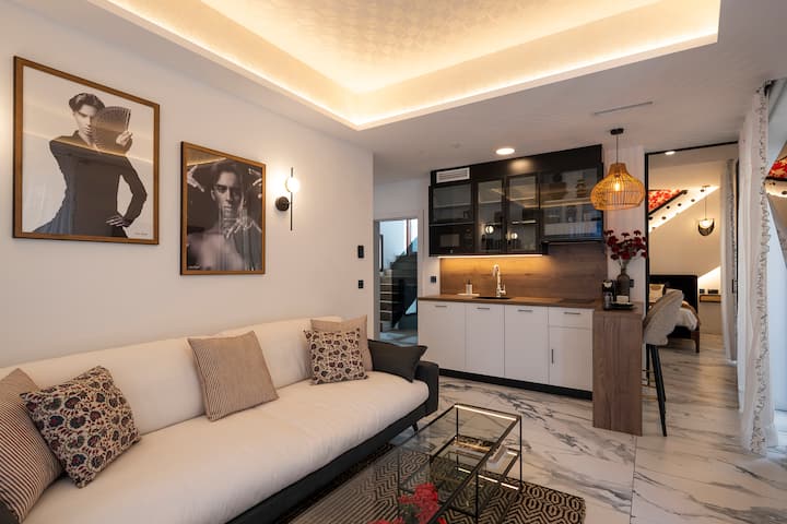 Folclore | Palatina Concept Suites - グラナダ