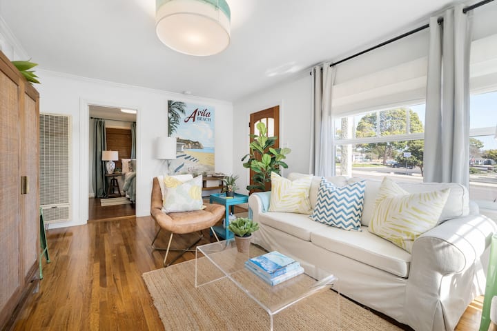 Charming Beach Cottage - Grover Beach, CA