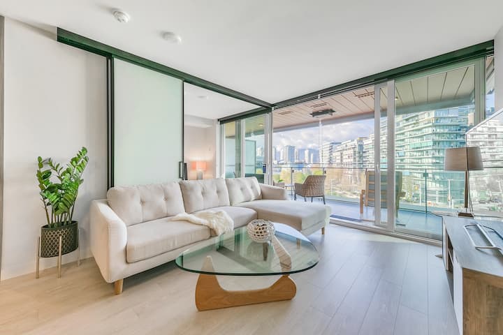D59 - Amazing 2 Bedroom At Avenue One - Vancouver