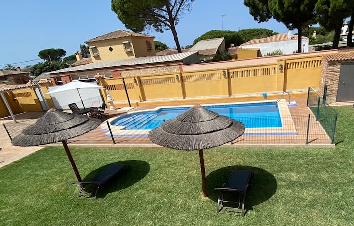 Chalet En Chiclana Parcela 1000m A 2km De La Playa - Chiclana de la Frontera