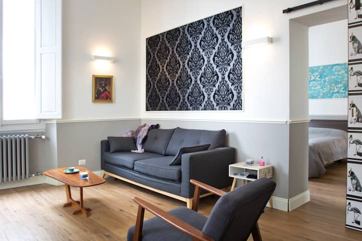 Dandy Suite On The Arno River - Florencia