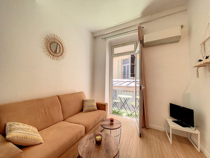 Vieux-nice - Studio Cosy Avec Balcon - Nice