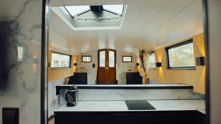 Unieke Beleving Op Het Water, De Prinsenboot. - Wijk aan Zee