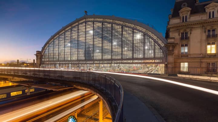 Bel Et Vaste Appartement Gare De Bordeaux - Bordéus
